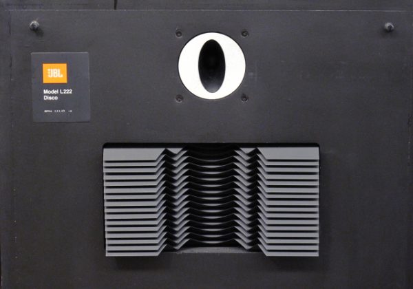 JBL L222A | AnalogStyle